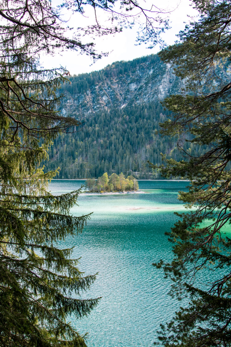 A Guide to Lake Eibsee Bavaria - The Most Beautiful Lake in Germany ...